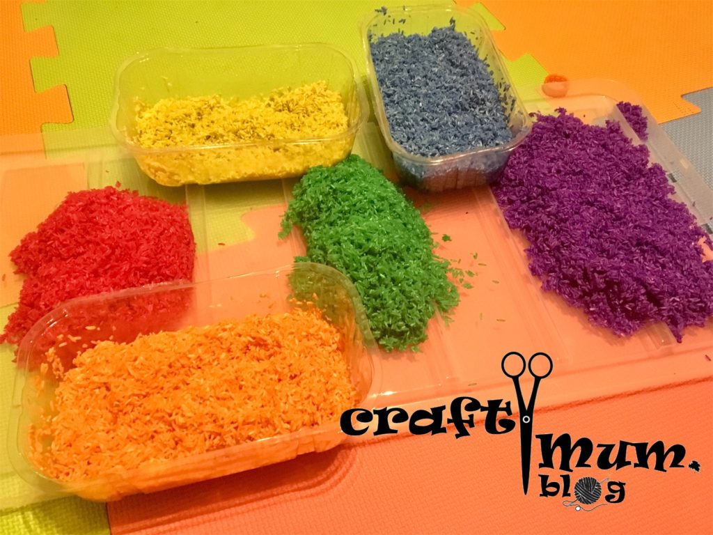 Dying rice with fizz effect - Crafty Mum