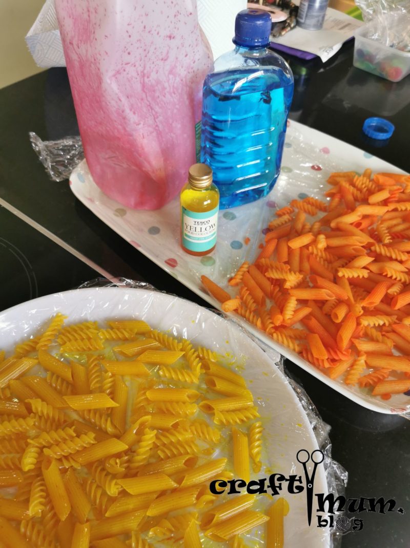 Dying pasta for play - Crafty Mum